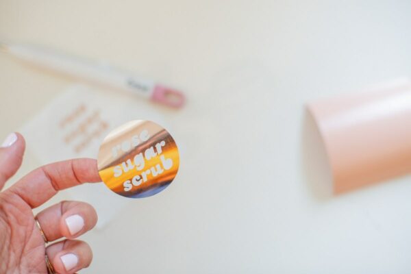 Make a DIY Body Scrub with Custom Labels » Lovely Indeed