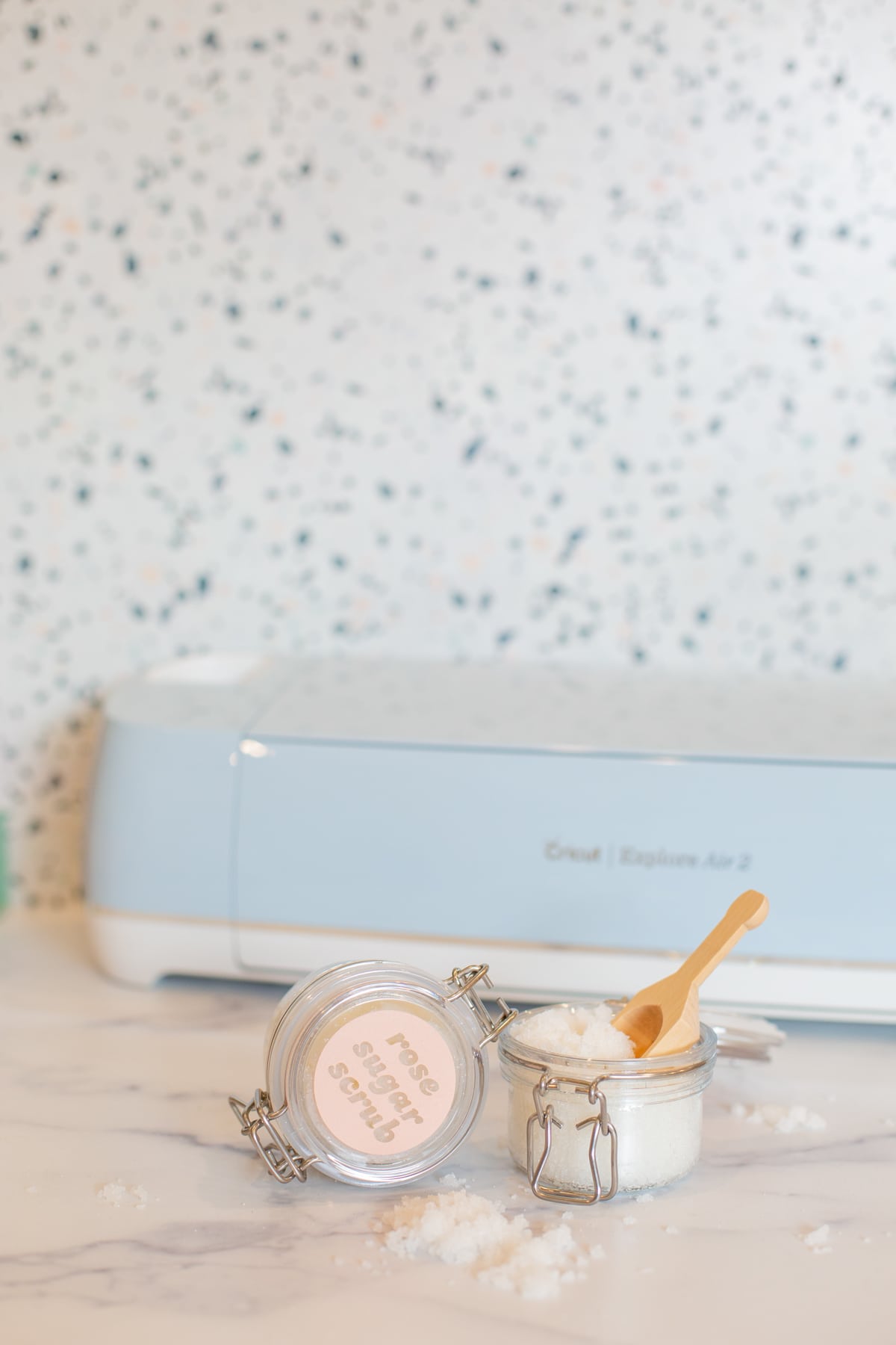 Make a DIY Body Scrub with Custom Labels » Lovely Indeed